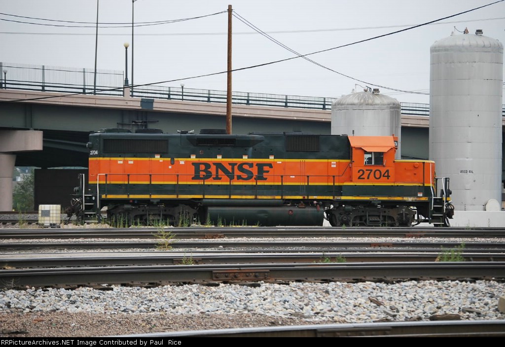 BNSF 2704